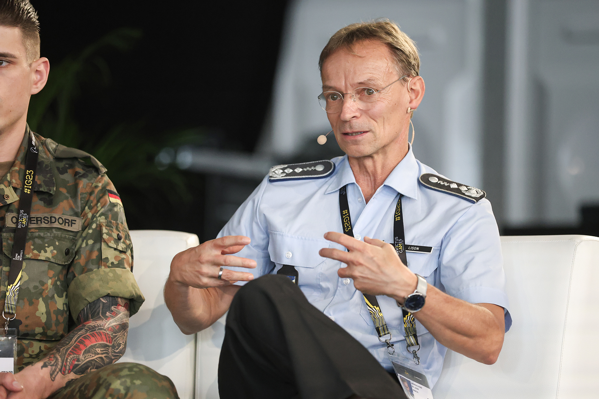 Oberstarzt Dr. Andreas Lison ist Leiter des Zentrums für Sportmedizin ...