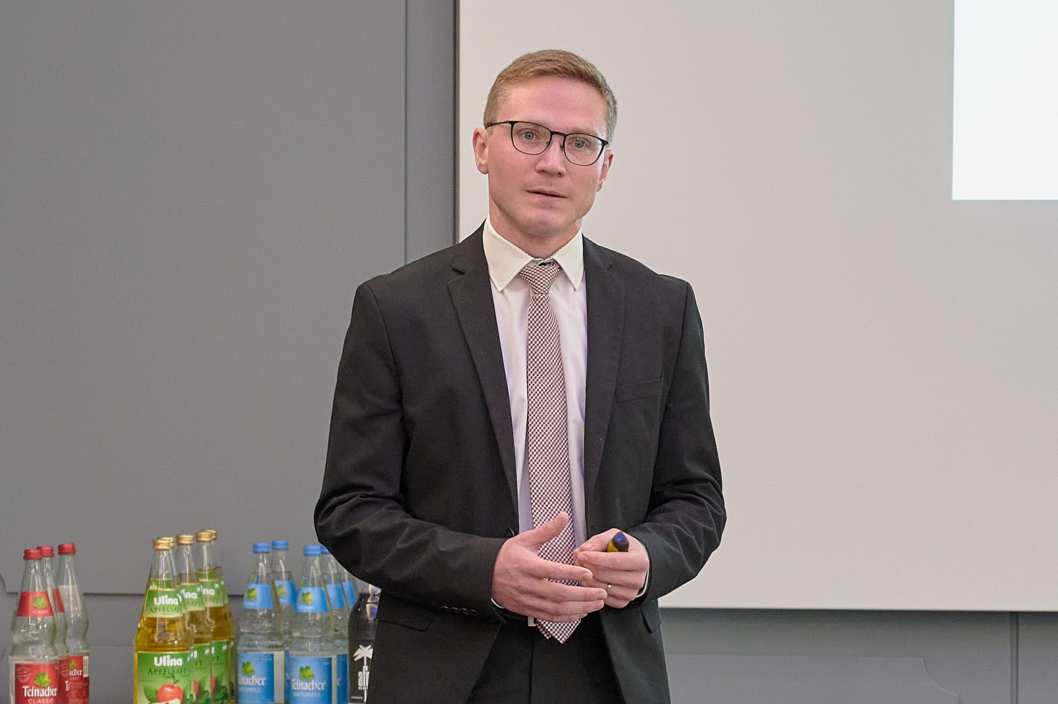 Alexander Karnop von der Rechtsabteilung des DBwV stellte Neuerung ...